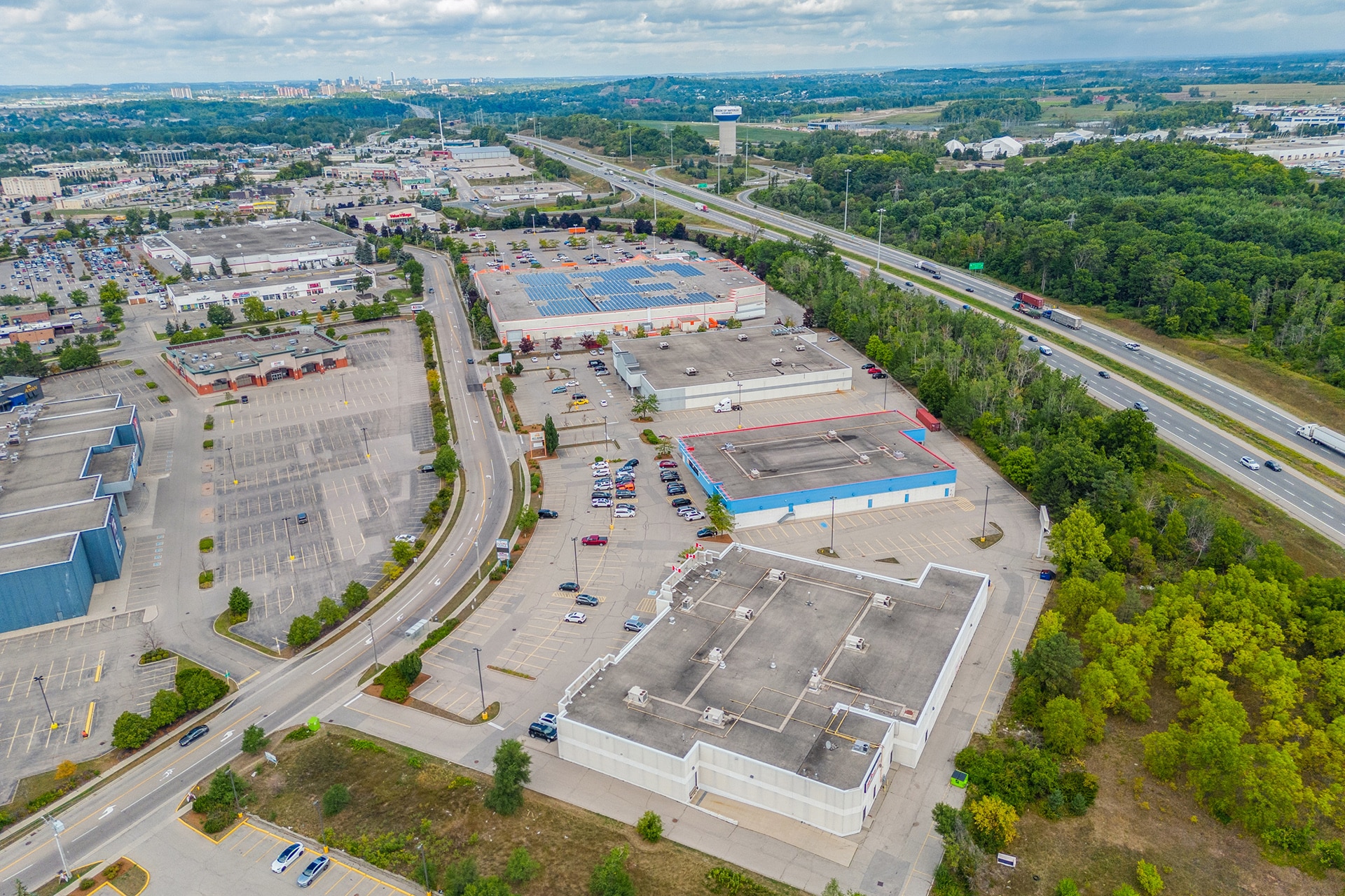 130-170 Gateway Park Drive - EY Parthenon | Conservatory Group